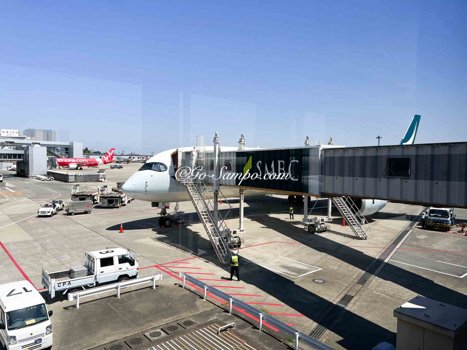 【2024年更新】成田-香港 CX501 A350-900 エコノミーに乗ってきた！キャセイパシフィック航空の様子をブログレビュー解説