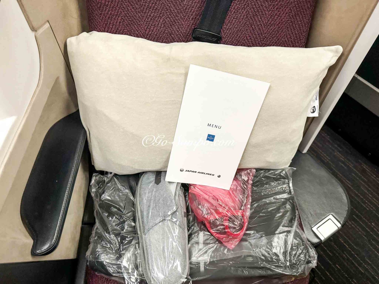 【搭乗記】羽田-台北松山 JAL097 B787-9 国際線ビジネスクラスSKY SUITEⅢに乗ってきた！